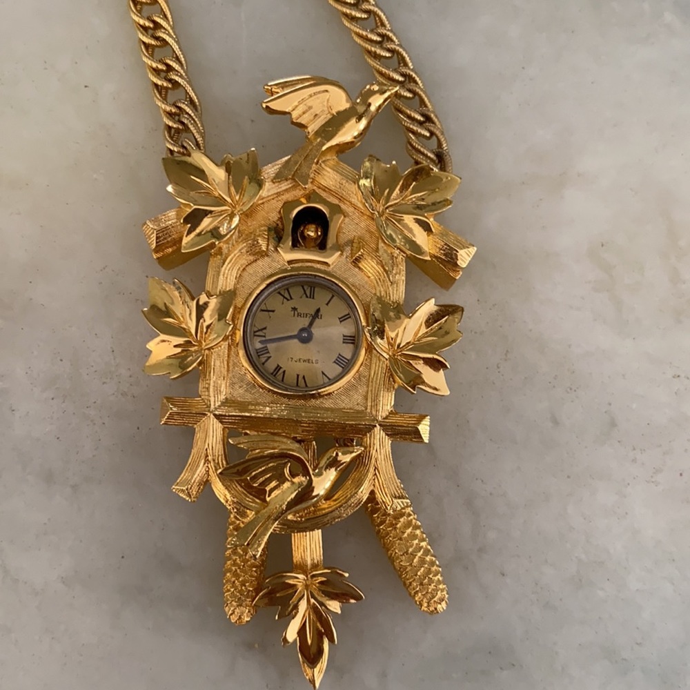 Rare Vintage Trifari Cuckoo Clock Watch Necklace - Gem
